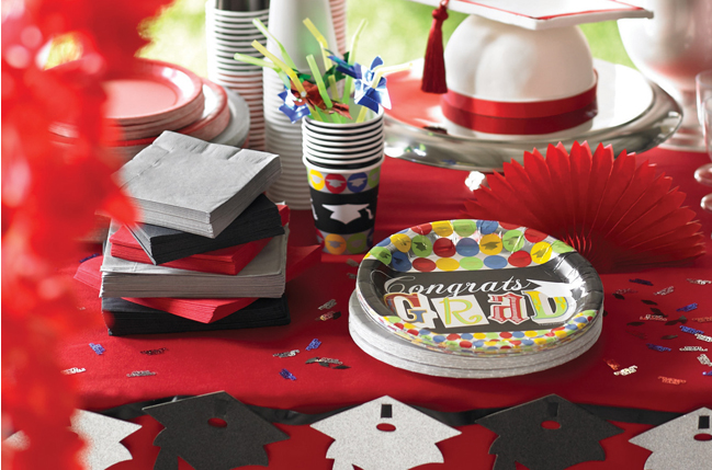 Graduation Party Supplies at Amols' Fiesta Party Supplies